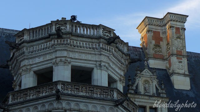 Renaissance Balconies – Balcons Renaissance – Loire Daily Photo
